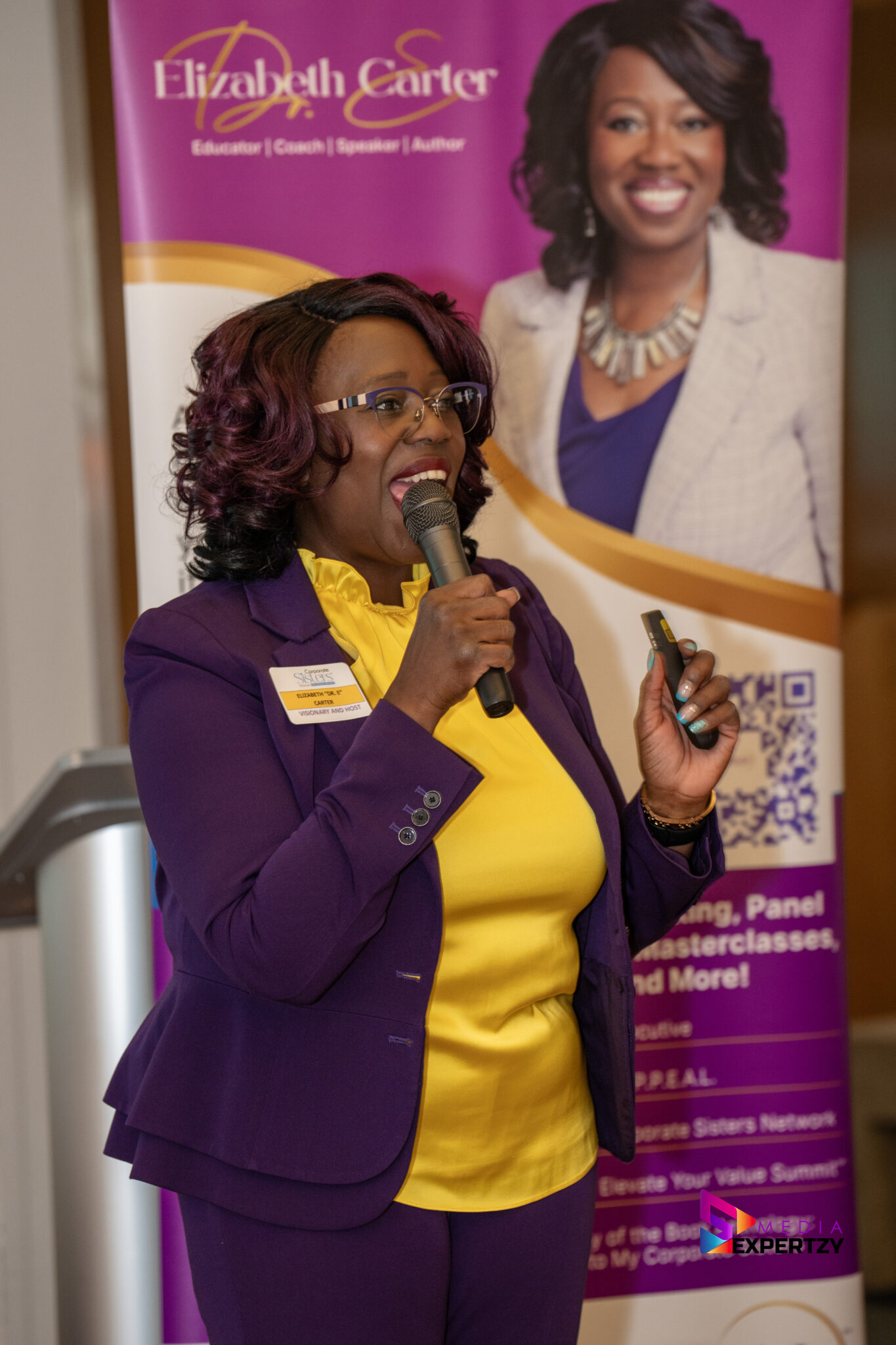 Dr. Elizabeth Carter